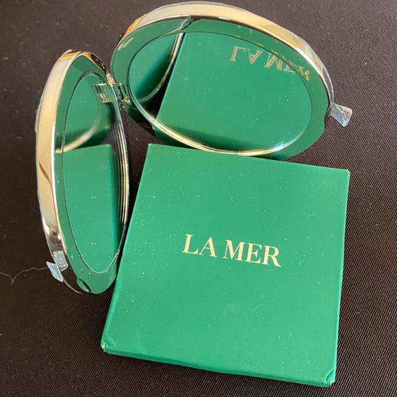 La Mer | Makeup | La Mer Compact Mirror | Poshmark